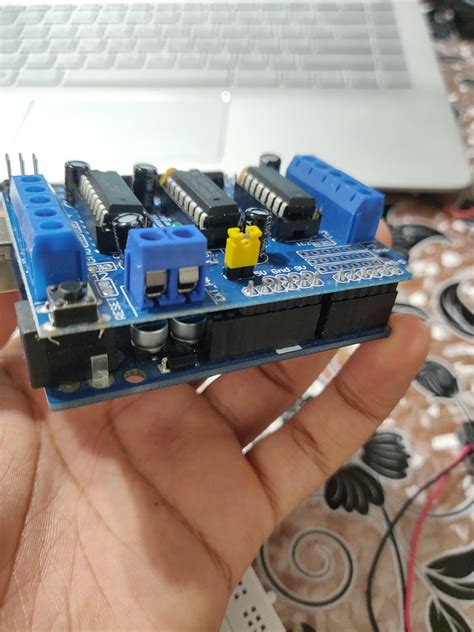 Question About This Motor Shield R Arduino