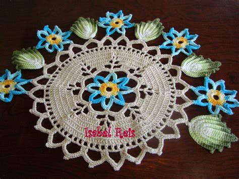 Arte em Linhas Caminho de mesa espiral em crochê