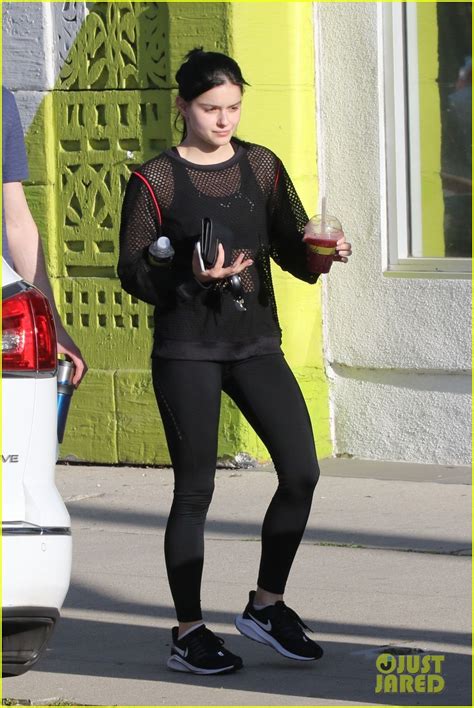 Ariel Winter Shows Off Her Cute Workout Clothes After The Gym Photo