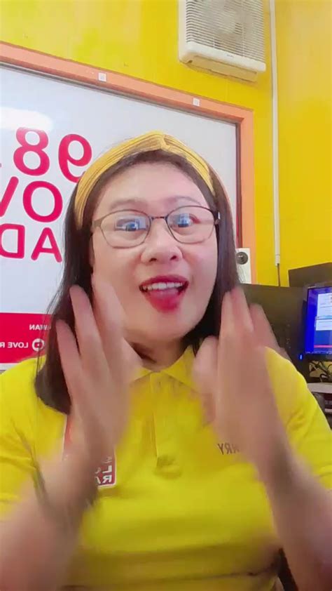 Kulit Ni Sexy Terry Palawan Ngayon Dahil Feel Good Wednesday Mamimigay