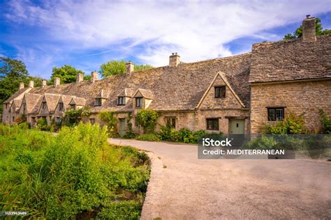 Bibury 코츠 월드의 알링턴 로우 는 영국에서 가장 아름다운 마을 중 하나입니다 0명에 대한 스톡 사진 및 기타 이미지