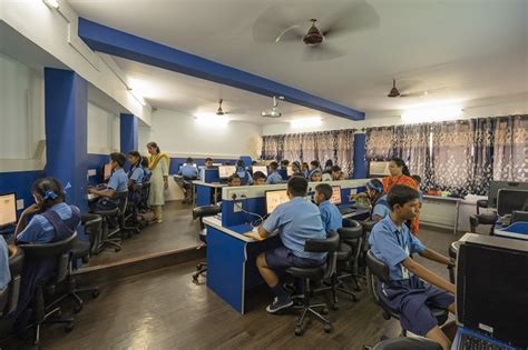 Computer Lab Dnyanprassarak Vidyalaya