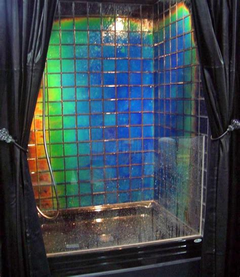 This Shower Tile Changes Color Depending On The Temperature Of The Water