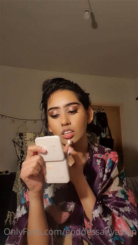 Goddess Anya Sion Watch Goddess Do Her Makeup Clip For The Femme