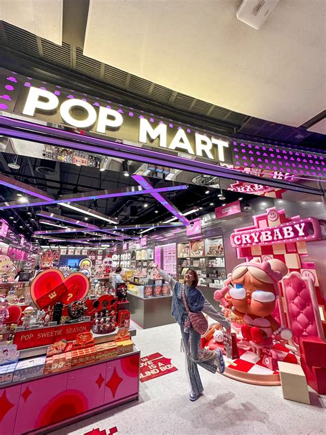 เปิดแล้ว 🩷 Pop Mart Thailand เซ็นลาด แกลเลอรีที่โพสต์โดย ♡♡♡♡♡