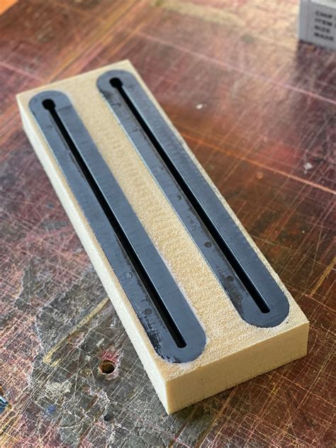 16 Dual Track Foil Box