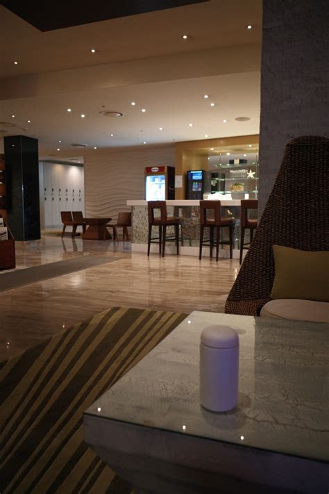 리코 Gr3 Hdf와 아이폰15pro 사진 색감 비교