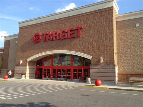 Atlanta Pastor Jamal Bryant Calls For A Target Boycott Faith On View