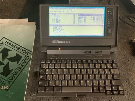 Gateway 2000 Handbook 1993 Rretrobattlestations