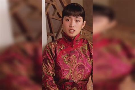 我要上热门冷漠的人不一定会害你，热情的人不一定真心待你，世间最复杂的莫过于人心。冷漠世间人心
