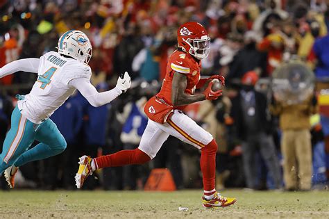 Patrick Mahomes Defense Fuel Kansas City Chiefs Wild Card Win O