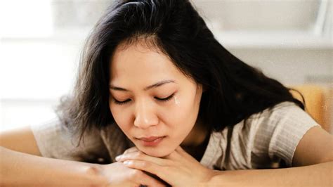 7 Major Emotional Mistakes Even The Most Stable People Make Yourtango