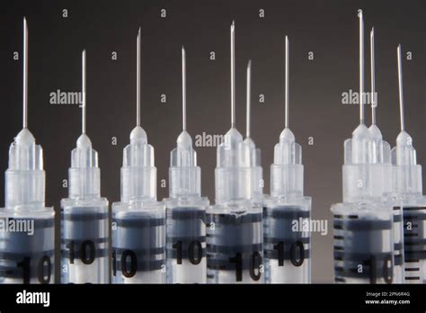 Clustered Single Use Insulin Syringes Stock Photo Alamy