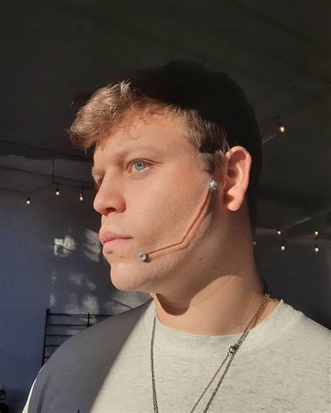 Cyborg Jaw Hinges E Z Fx Prosthetic Latex Free Self Adhesive Etsy