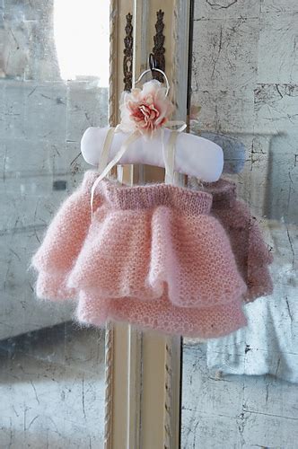 Craft Books 4 What To Knit When You Are Expecting Manualidades