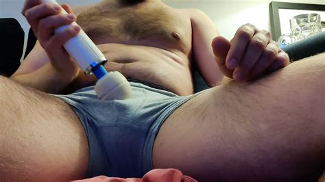 Ich Benutze Einen Vibrator An Meinem Kitzler Schwanz Und Komme In