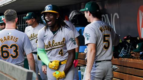 Oakland As Had A First In Mlb History In 10 9 Loss To Cincinnati Reds