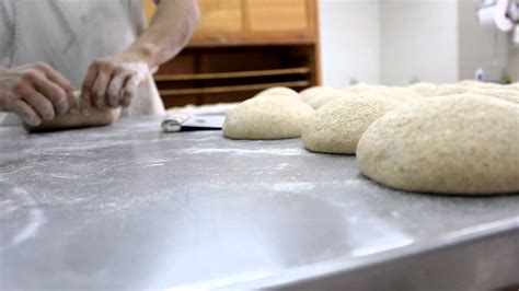 Elaboración De Pan Artesanal Una Tradición En El Sur Del Estado De