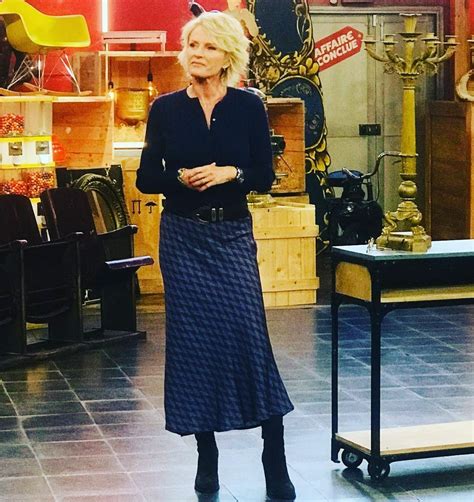 Photo Sophie Davant On Sait Doù Vient Sa Superbe Jupe Midi Et Elle