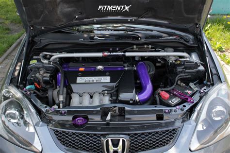 Honda Civic 2005 Modified