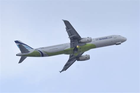 エアプサン Airbus A321 Hl7763 福岡空港 航空フォト By Itku1763さん 撮影2022年12月23日