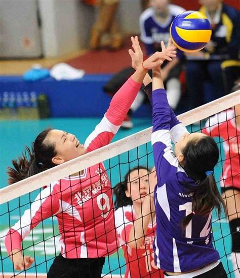 图文：女排联赛上海1 3北京 曾春蕾单挑奚希 搜狐体育