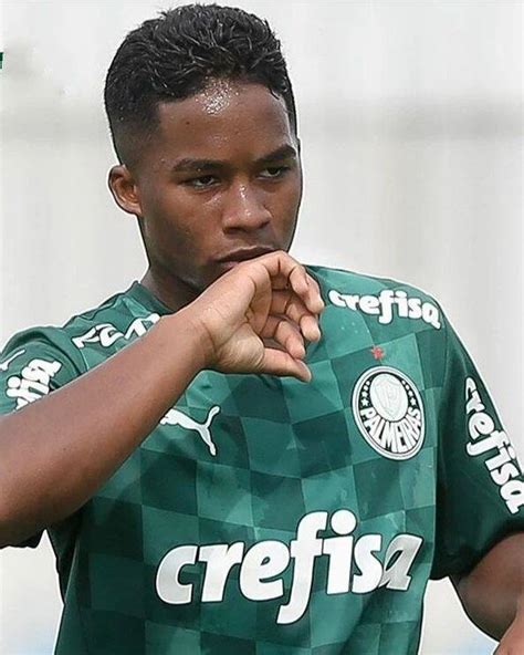 Joia do Palmeiras Endrick joga pela seleção e Barcelona envia olheiro