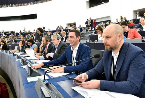 Right Wing Lawmakers Poised To Weaken Eu Pesticide Bill Politico