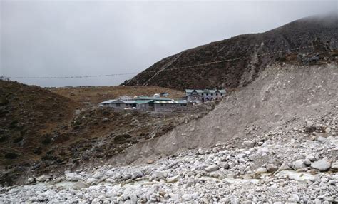 Trek nach Dugla