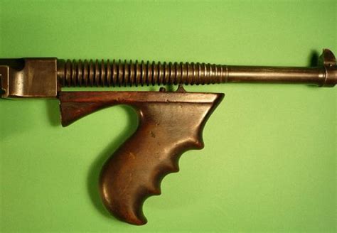 Bonnie And Clyde Tommy Gun Auction Picture Bonnie And Clyde Shotgun And