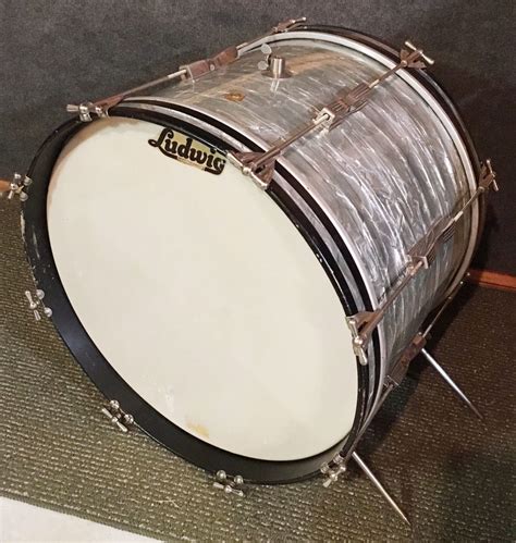 Vintage Early 1960s Pre Serial Ludwig 20 Club Date Bass Drum In Sky