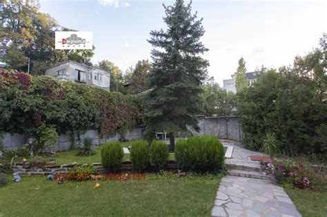 Продава КЪЩА гр София м т Гърдова глава в Къщи в гр София