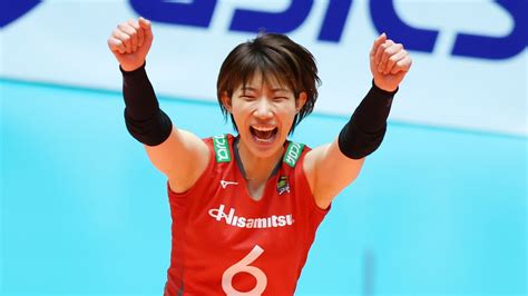 「わわ、おめでとー」バレー元日本代表・石井優希が結婚発表 代表レジェンドたちも祝福｜日テレnews Nnn