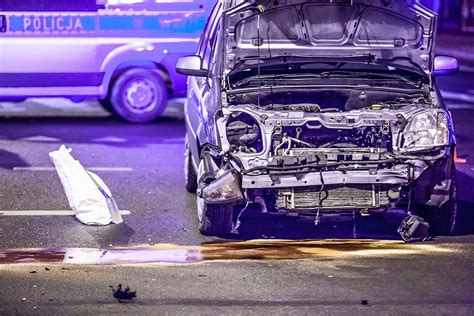 Wypadek na skrzyżowaniu Matejki Konstytucji 3 Maja FOTO VIDEO