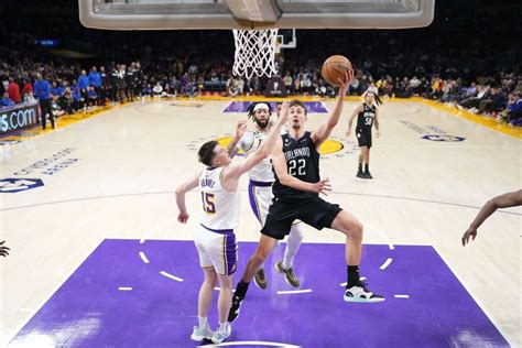 Are The Lakers And Anthony Davis Back