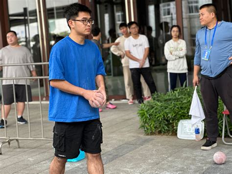 卫冕成功！直击第五届综合运动会夺冠之旅 深圳技术大学 新材料与新能源