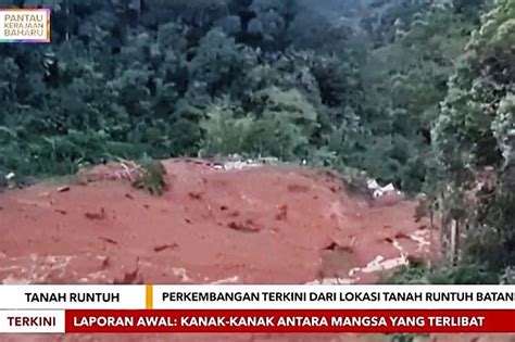 Bangkok Post Eight Killed Dozens Missing In Malaysia Landslide