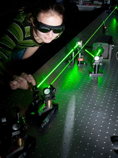 Fun Tricks 13 Cool Things To Do With Your Laser Pointers Pointer Clicker