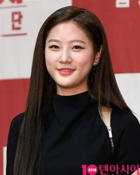 딸로 만나 행복했던 시간…김민체 故 김새론 추모 텐아시아