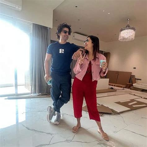 Debina Bonnerjee Gurmeet Choudhary New House Photos Viral Couple Pose