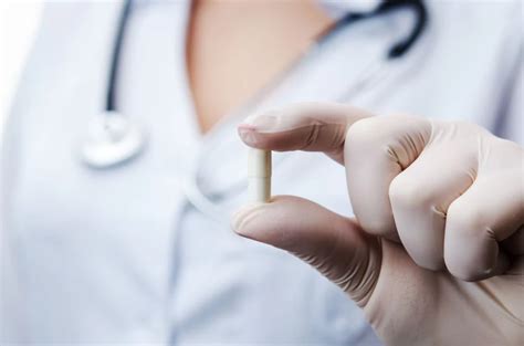 چگونه بفهمیم کدام ویتامین بدنمان کم است؟