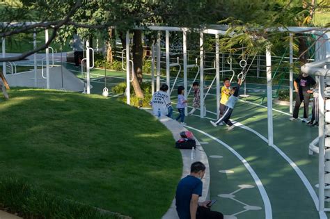 凤鸣金沙，麟起浔峰广州华润置地·金沙瑞府 沃亚景观 Central Park Playgrounds Landscape