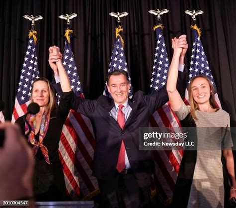 Tom Suozzi Photos And Premium High Res Pictures Getty Images