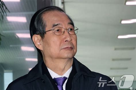 韓 계엄·탄핵에도 입 닫은 트럼프…무관심이냐 메시지냐 뉴스1