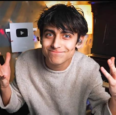 Sara Olvera Sara Olvera Added A New Photo — In Chicago Il