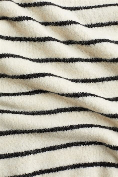 Fine Knit Jumper Creamstriped Ladies Handm Gb