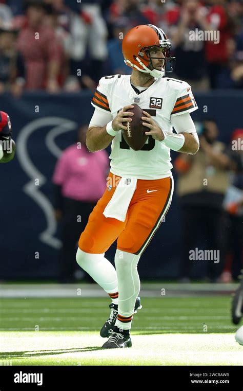 Cleveland Browns Quarterback Joe Flacco 15 Looks To Pass During An