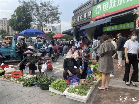 宁德新闻黑榜 这个小区附近商贩占道摆摊市民出行变难 新宁德