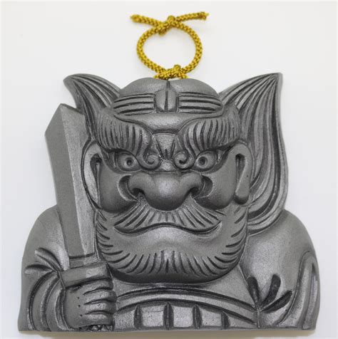 鍾馗（しょうき）の壁掛け。 かわら版 ミニチュア瓦グッズ専門店 Kawara Studio Ilaca