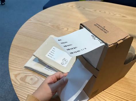 사각 롤스티커 커스텀 제작 후기
